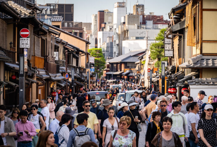 Kyoto Is Crowded. Here's How You Can Avoid Japan's Infamous Overtourism ...